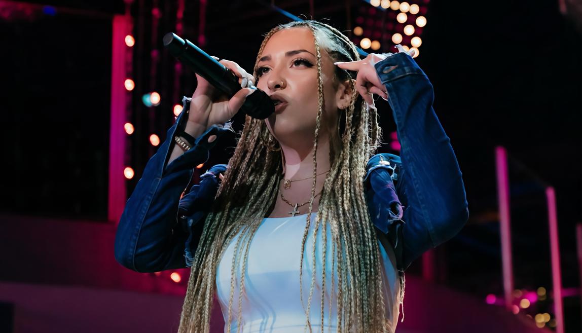 La rapper di Desio al talent su Netflix. Ayo Ally, la sfida per ...