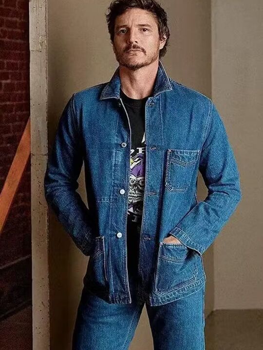 Καιρός να βάλεις το casual στιλ του Pedro Pascal στη ζωή σου