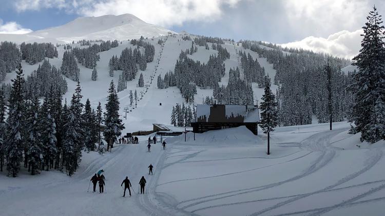 Anacortes boy dies while snowboarding at Mount Bachelor