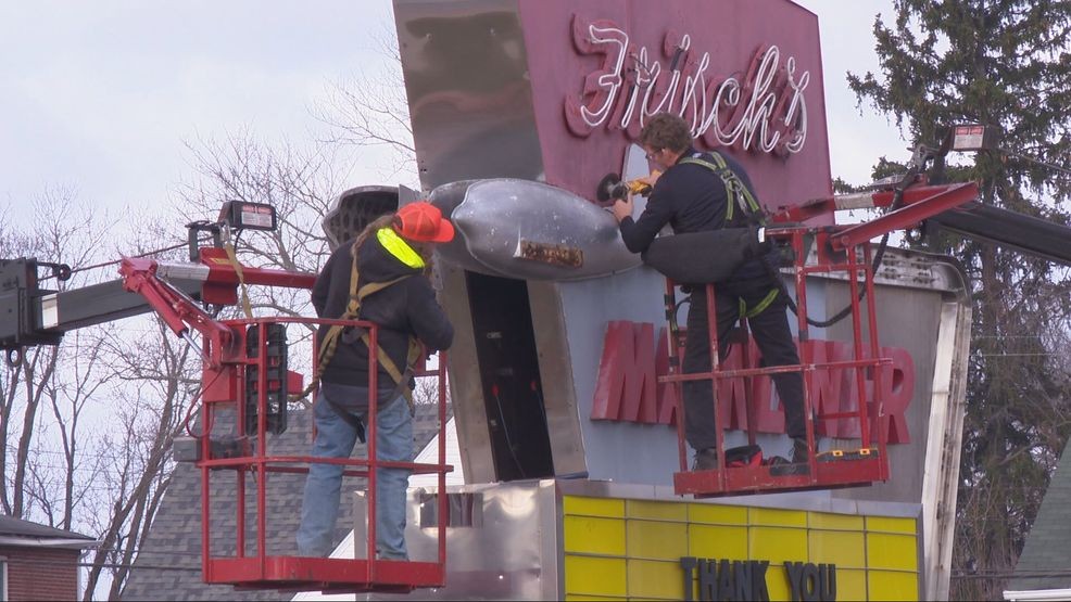 Generous grant helps revive iconic Frisch's Mainliner sign