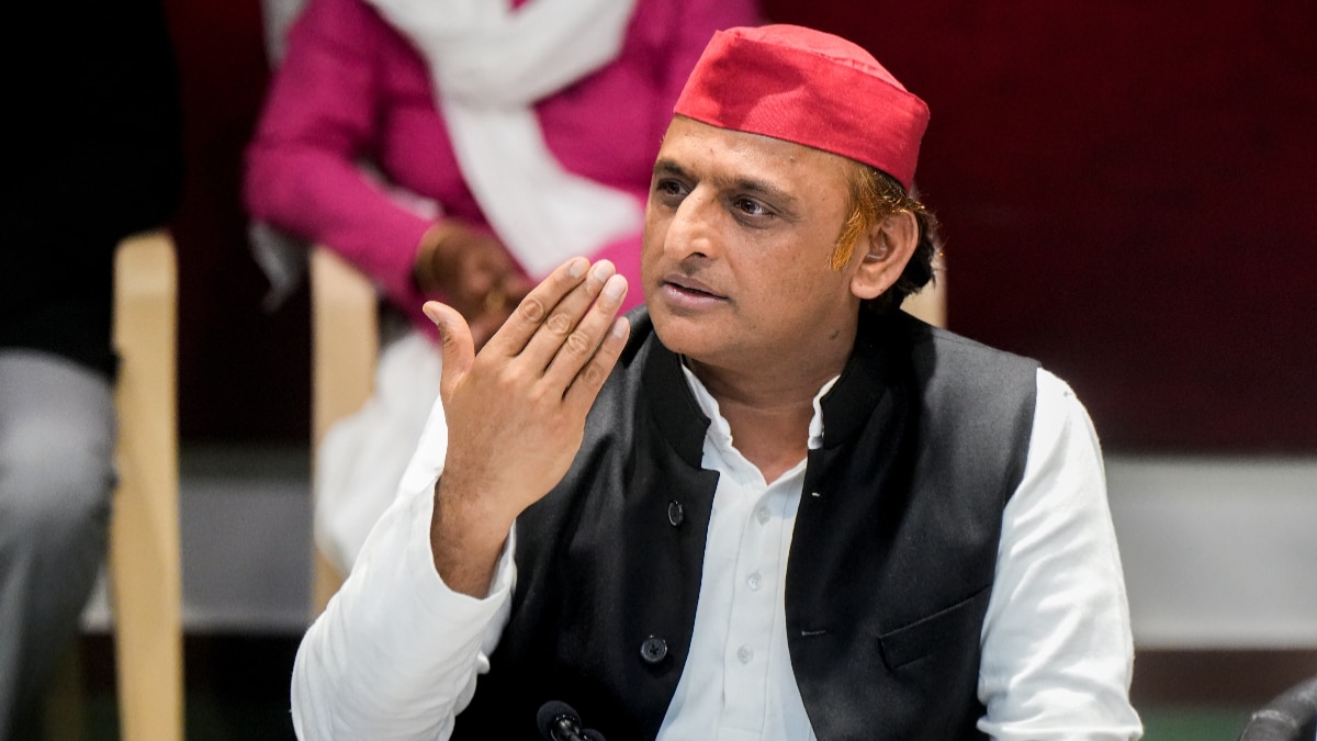 FIR Against 31 SP Members Over Protest Near Raj Bhavan Without ...