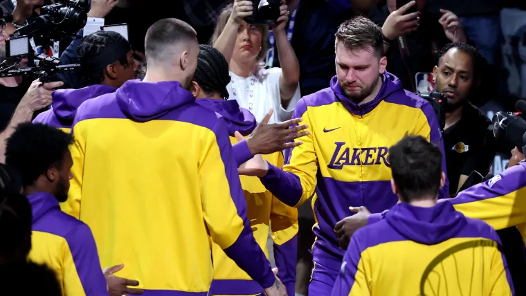 Lakers vs. Mavericks final score, results: Luka Doncic turns in a 45 ...
