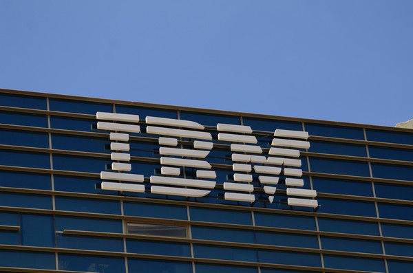 [글로벌] IBM, AI 컨설팅 역량 키운다...데이터 전문 기업 '하코다' 인수
