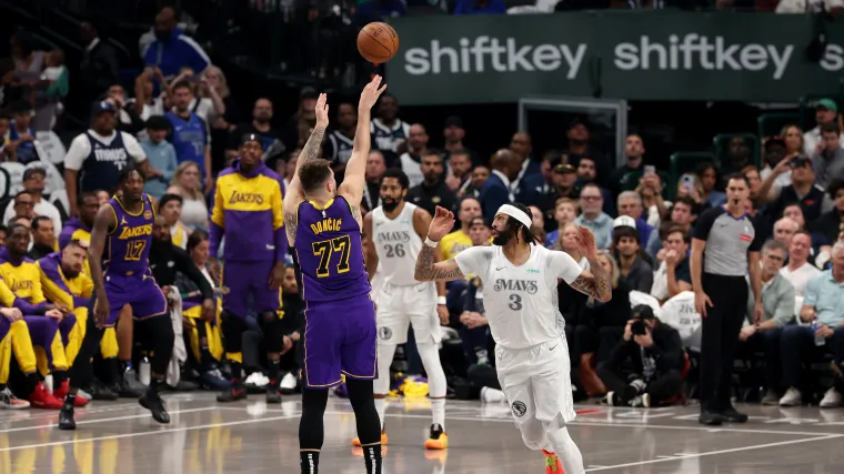 Luka Doncic stats today: Lakers star goes off vs. Mavericks in first ...