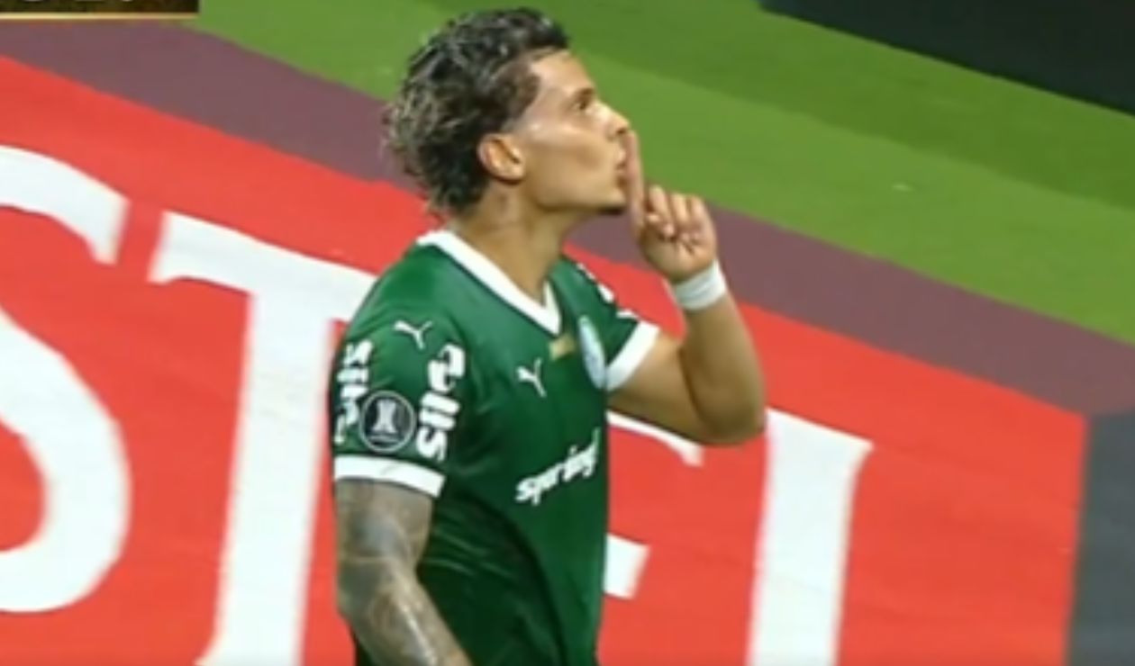 [Video] Richard Ríos mandó a callar a todos con golazo en Libertadores