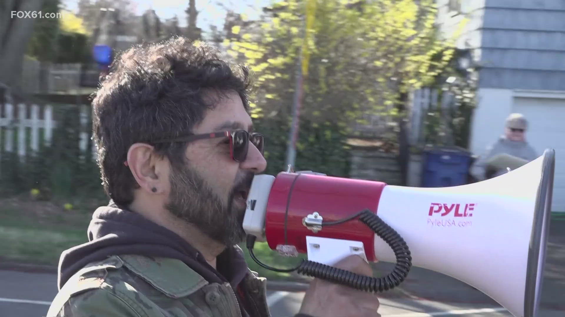 Connecticut residents protest Avelo Airlines' agreement to help ...