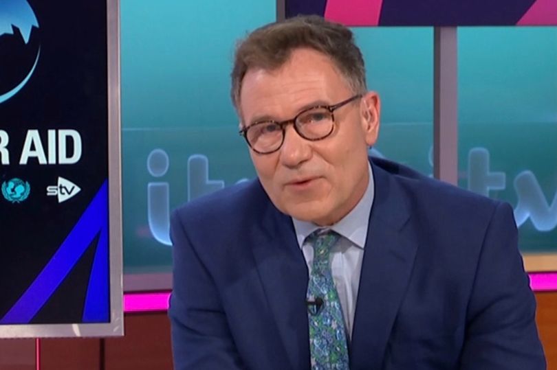 ITV Good Morning Britain star halts show for breaking 'Hollywood megastar' news