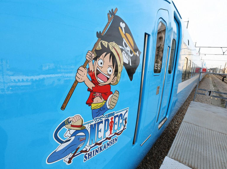 'One Piece'-themed bullet train unveiled in southwest Japan city