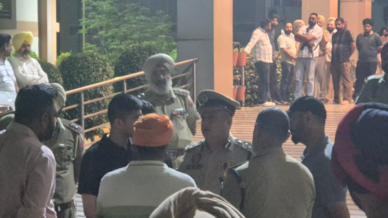 Punjab police sub-inspector shot dead, ASI injured in group clash in ...