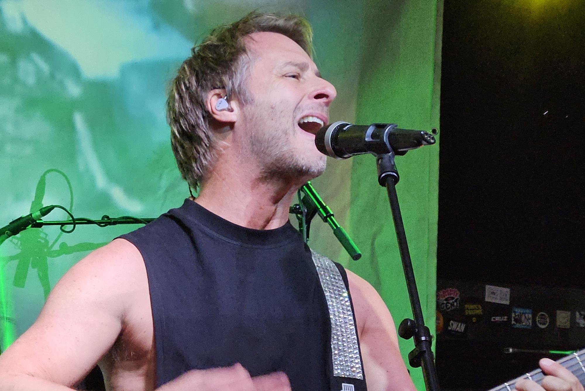 REVIEW: Chesney Hawkes/Sam Scherdel, Yellow Arch Studios, Sheffield