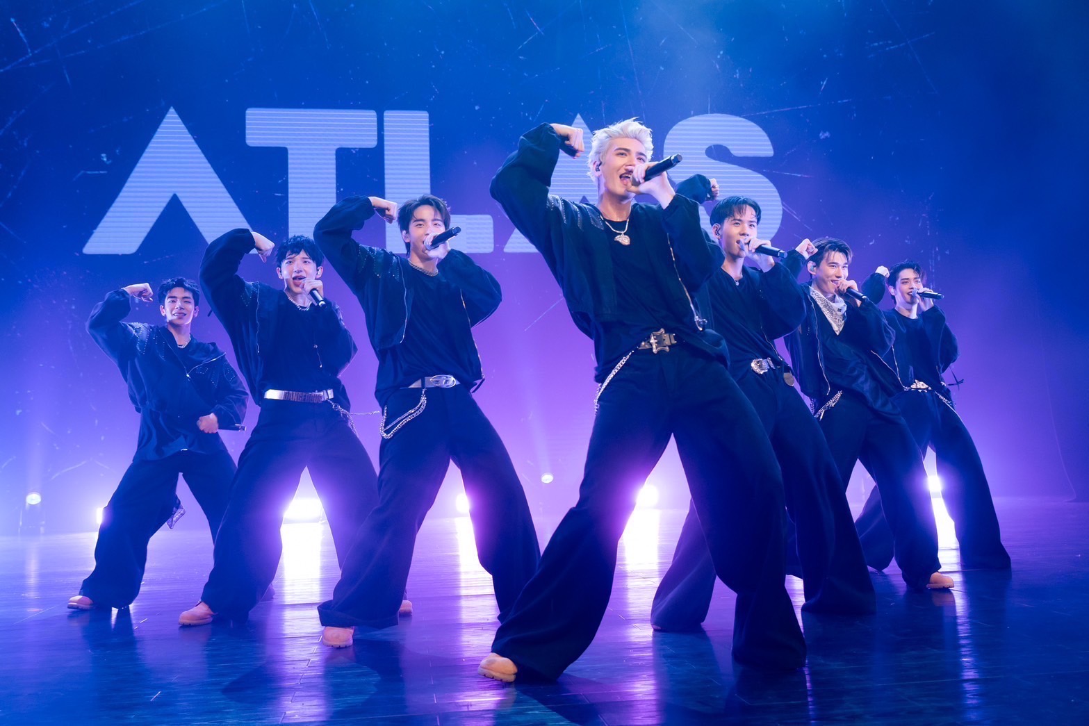 ‘Hello Boysss’ บุกกัมพูชา ‘PROXIE-ATLAS–PERSES’ ประเดิมเอเชียทัวร์ ...