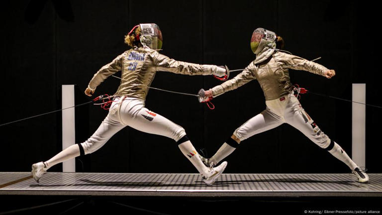 German fencer talks about bulimia and calls for change