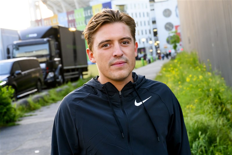 Lil' Kleine gedumpt door vriendin: 'Zonder vertrouwen is er geen basis'