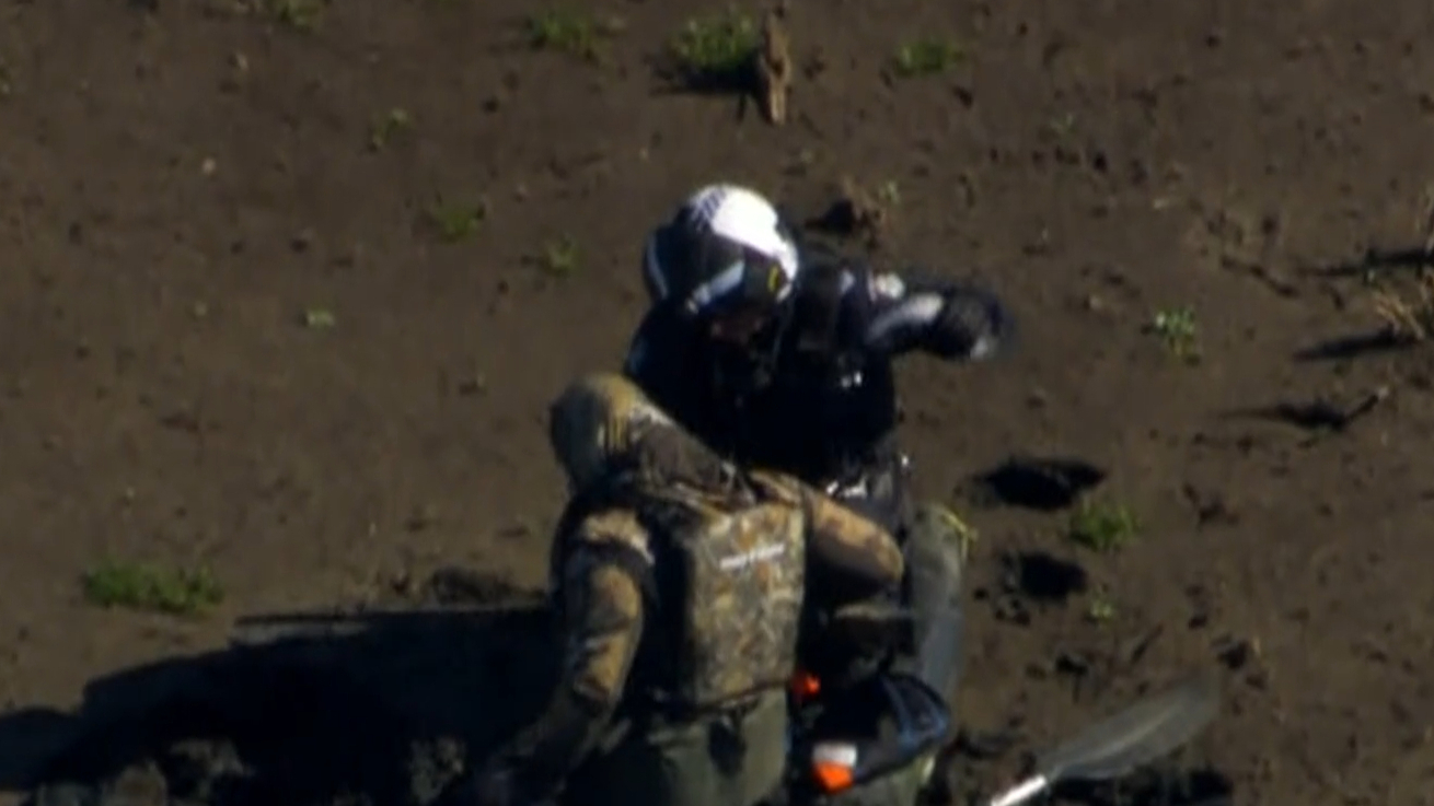 Police chopper called in to rescue kayaker stuck in mud