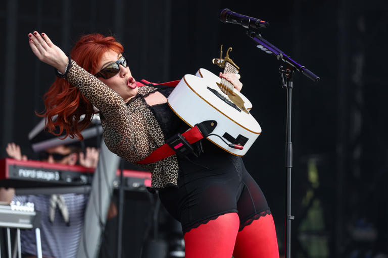 Mercedes Weighs Moving Some Car Production to US Over Tariffs