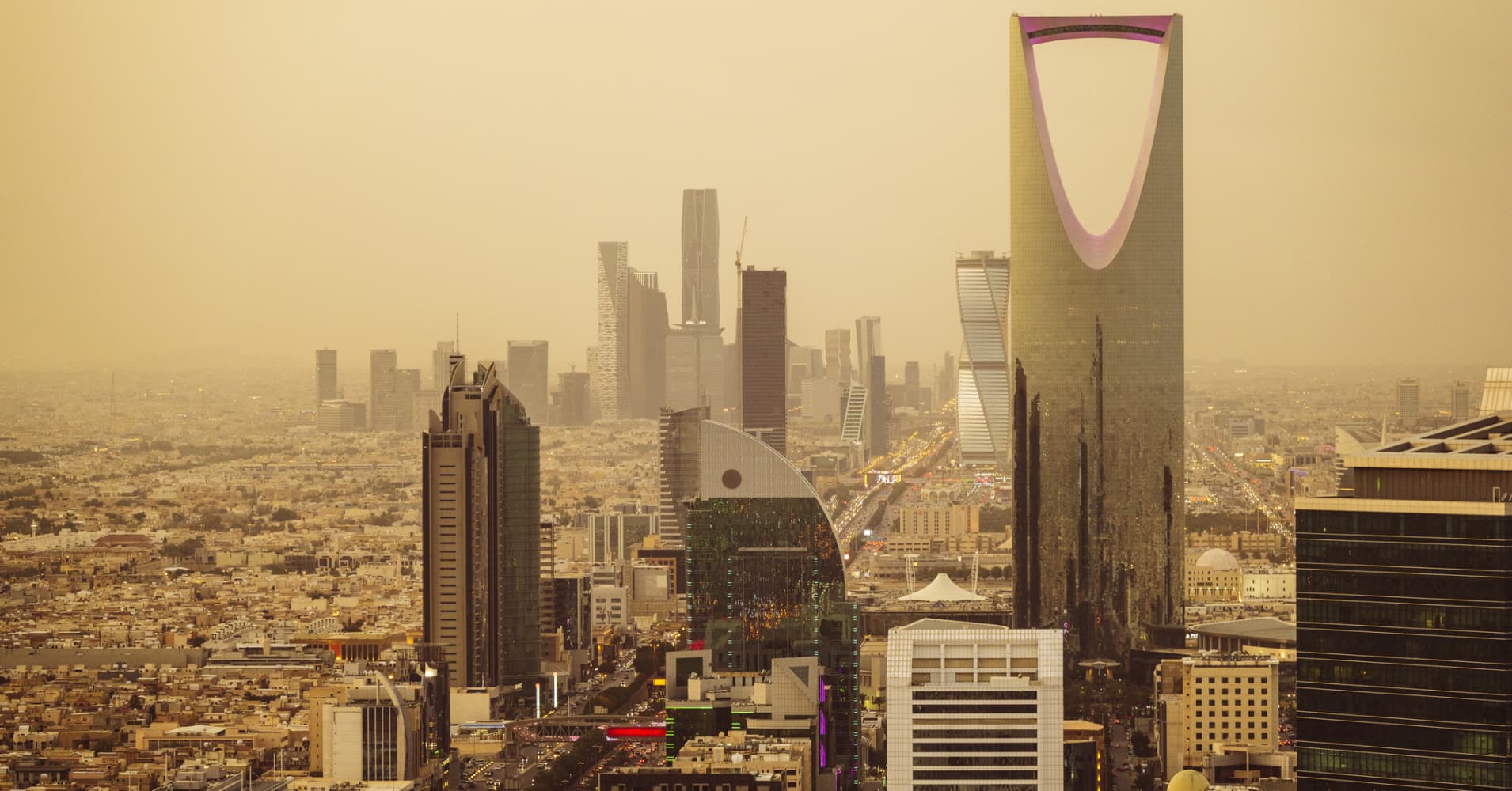 Tanking oil prices could more than double Saudi Arabia's deficit to $75 ...