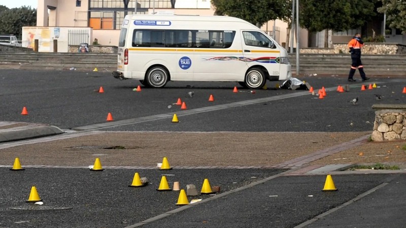 Taxi violence escalates in Western Cape as government closes routes