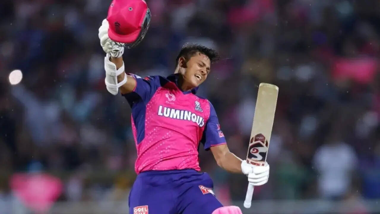 'Cricket Can Make You Cry': Basit Ali Namedrops Prithvi Shaw In Brutal ...