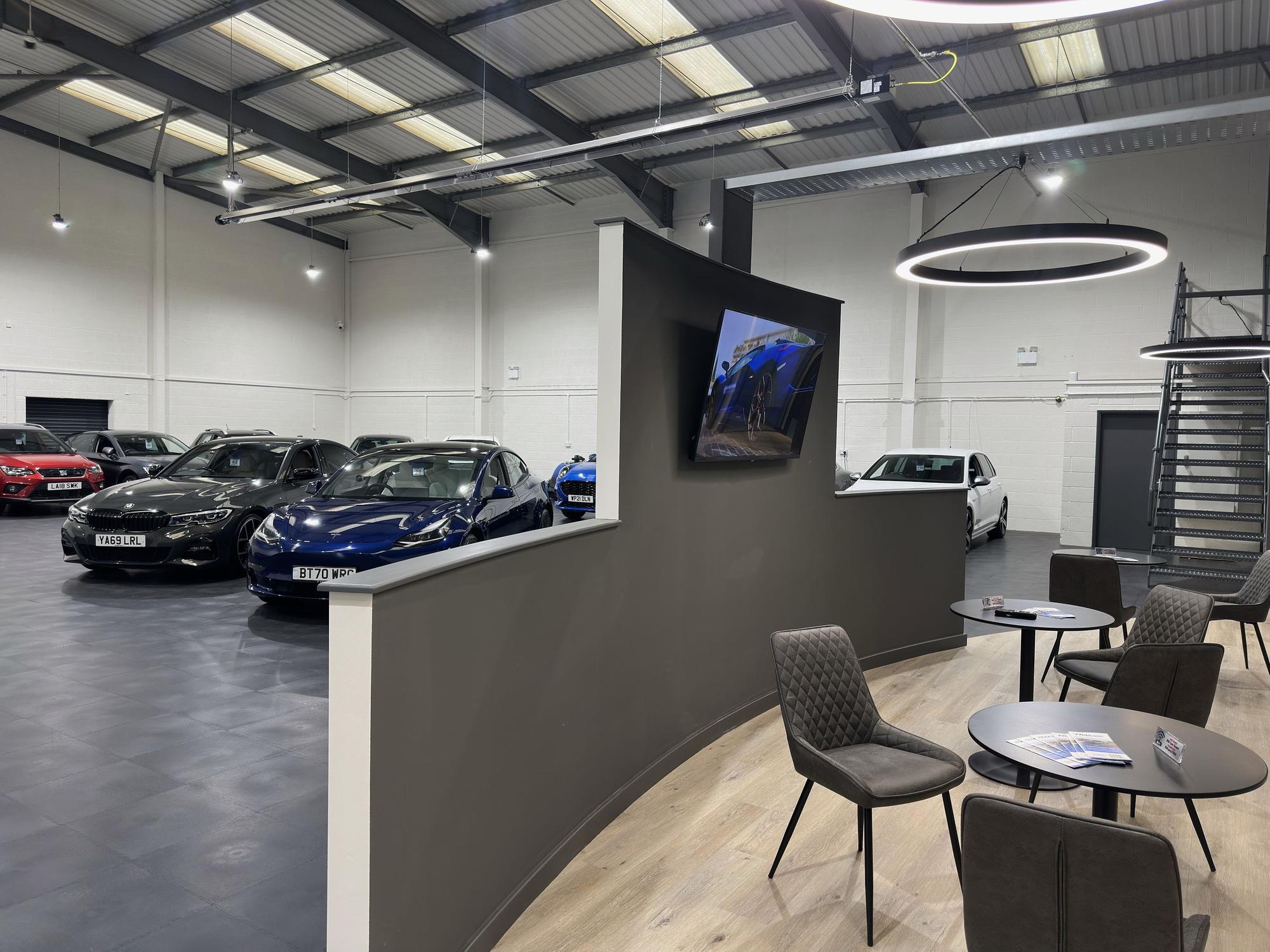 DSP (Interiors) successfully steers showroom transformation for car dealership