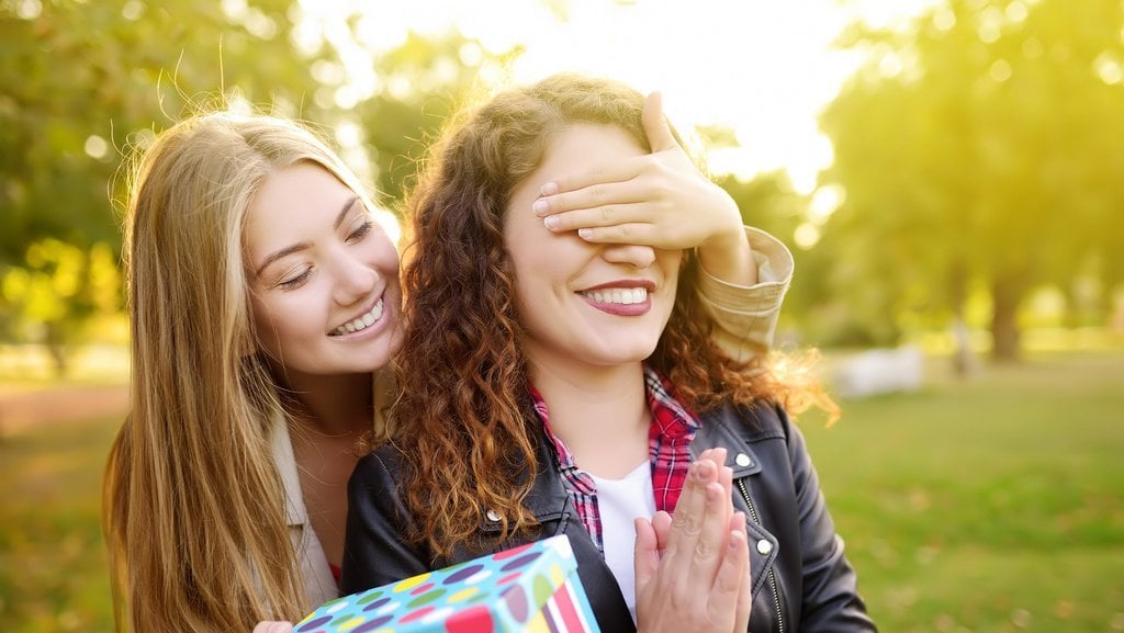 20 Ide Tukar Kado Harga 20 Ribuan untuk Perempuan