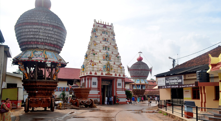 Udupi Sri Krishna Math bans pre-wedding shoots near temple and Rathabeedi