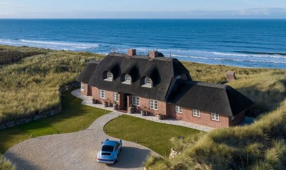 Rare sale of holiday retreat owned by Hitler's right-hand man listed ...