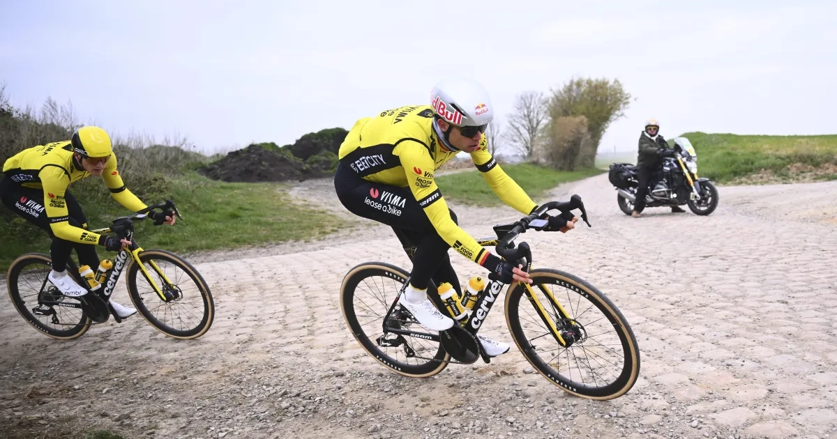 Hij wordt fel verdedigd: criticasters van Wout van Aert krijgen ervan langs