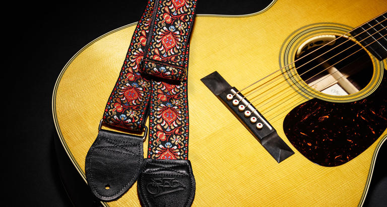 Johnny Marr on the magic of his 7-string signature Martin – and his ...