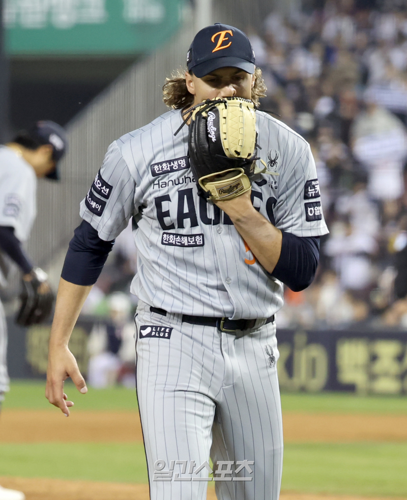 [포토] 와이스, 교체되며 포효