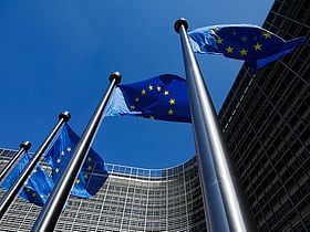 EU suspends counter-tariffs for 90 days after US U-turn