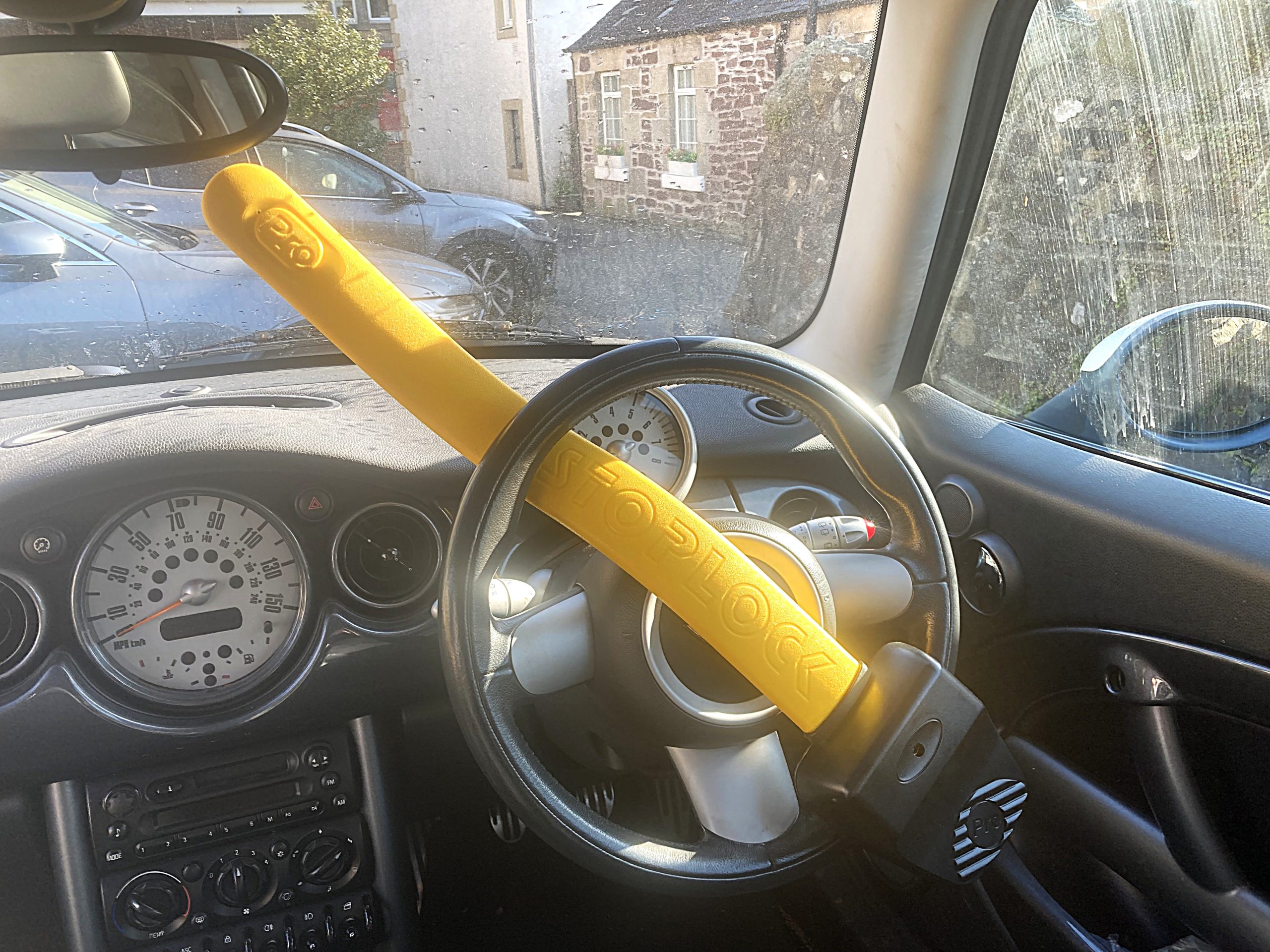 Simple measures deter high tech car thieves