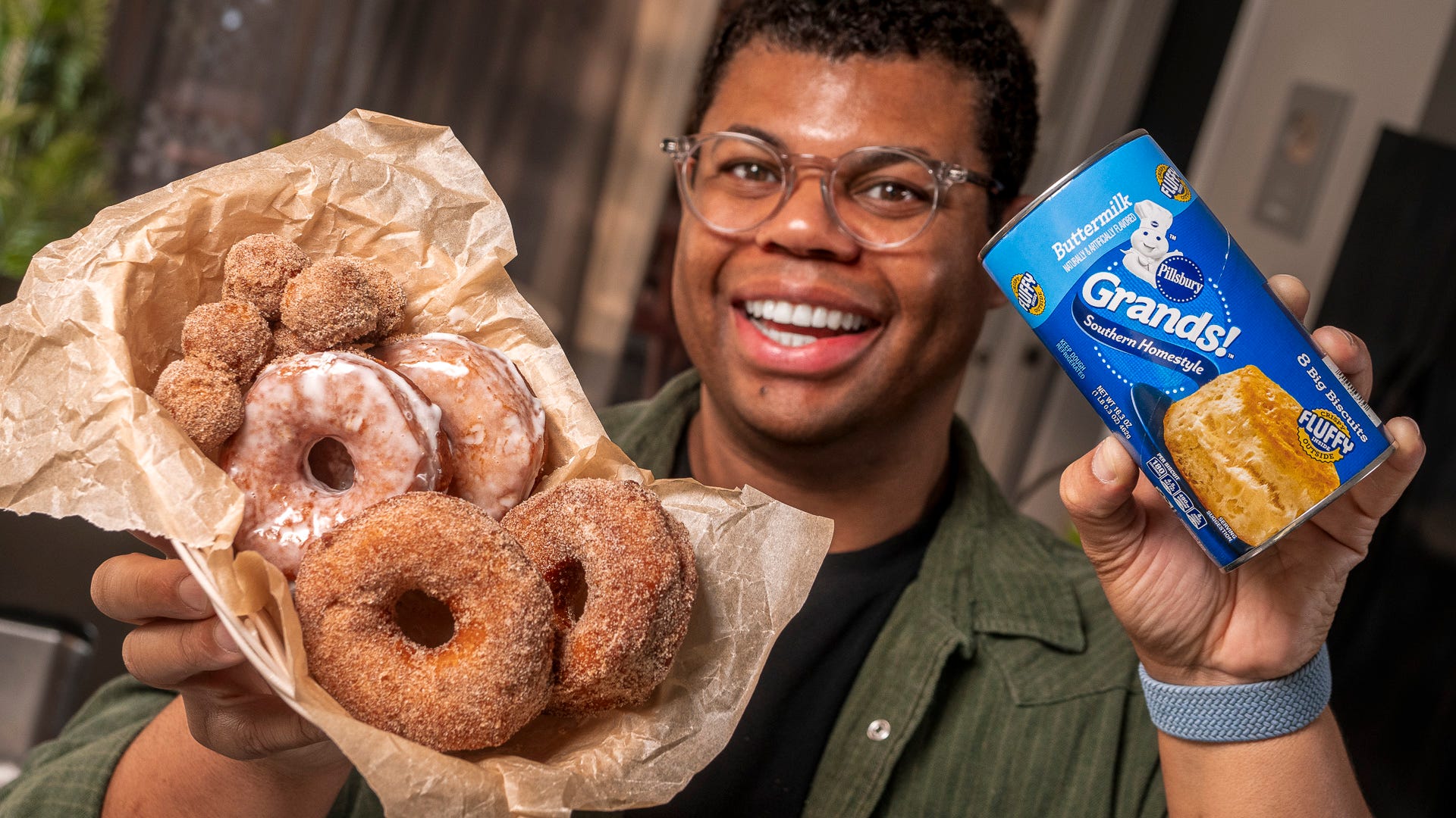 This simple homemade biscuit doughnut recipe will have your mouth ...