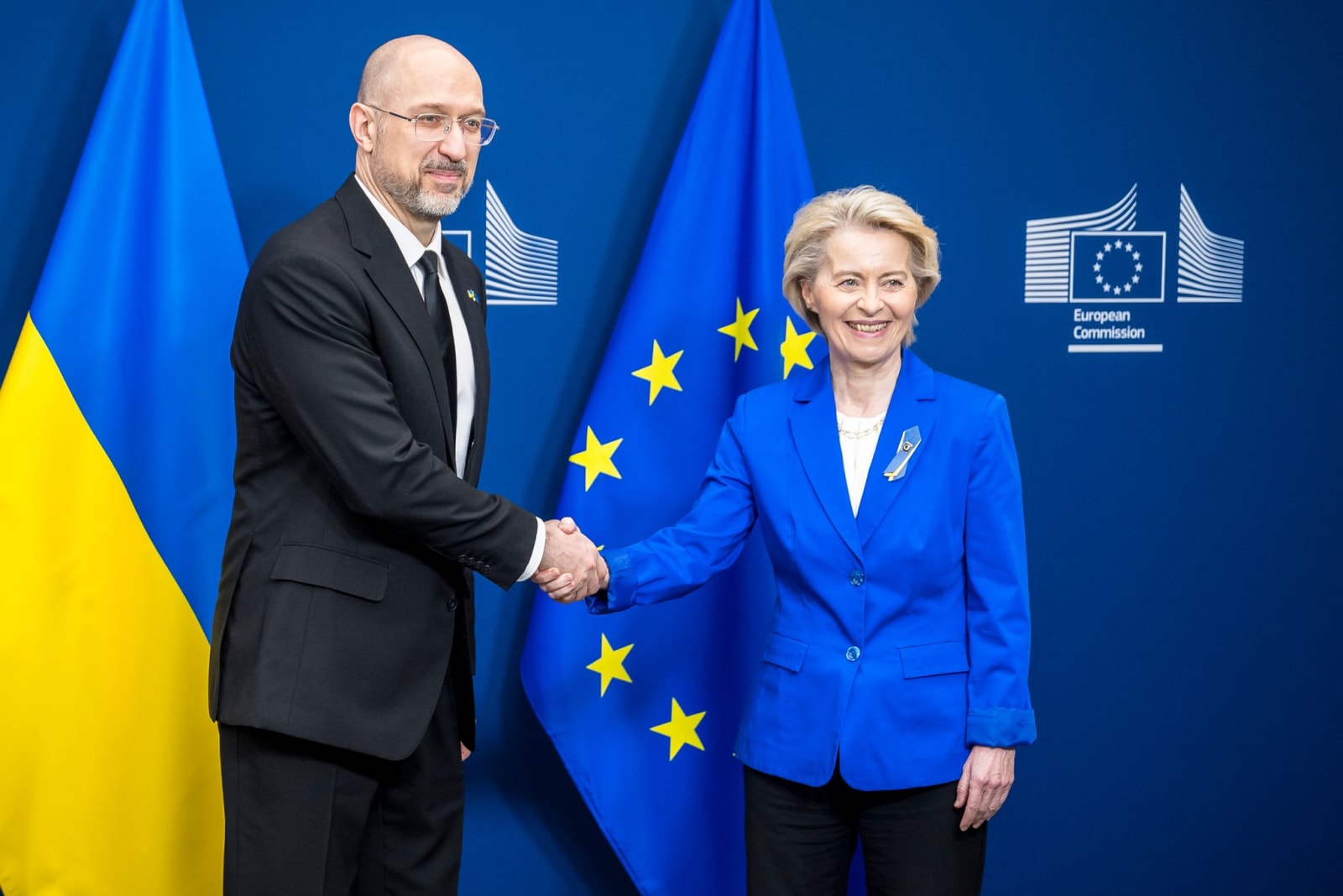 EU suspends counter-tariffs on US imports for 90 days