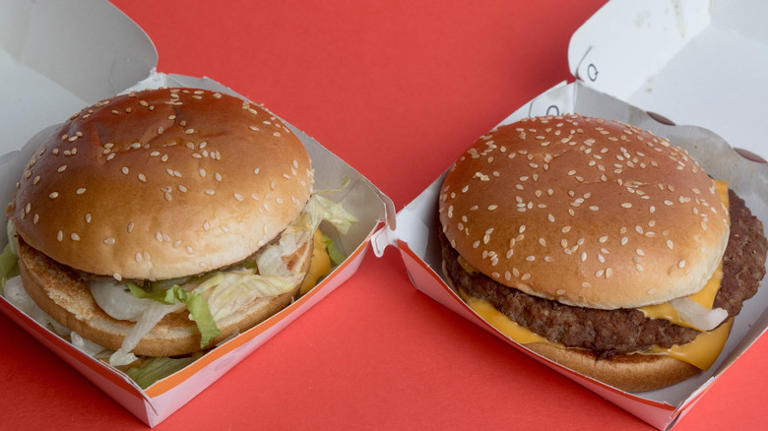 The Difference Between A McDonald's Big Mac And A Double Quarter Pounder