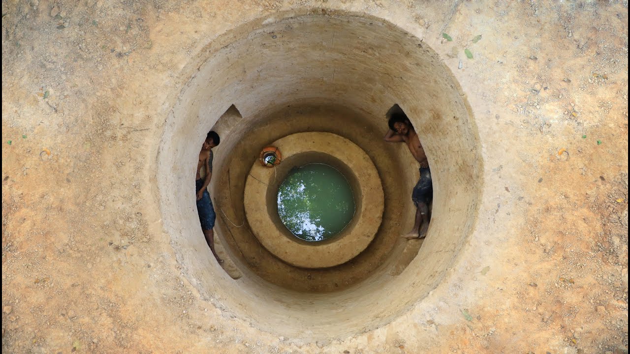 Searching for Groundwater and Building a Hidden Underground Mud House ...