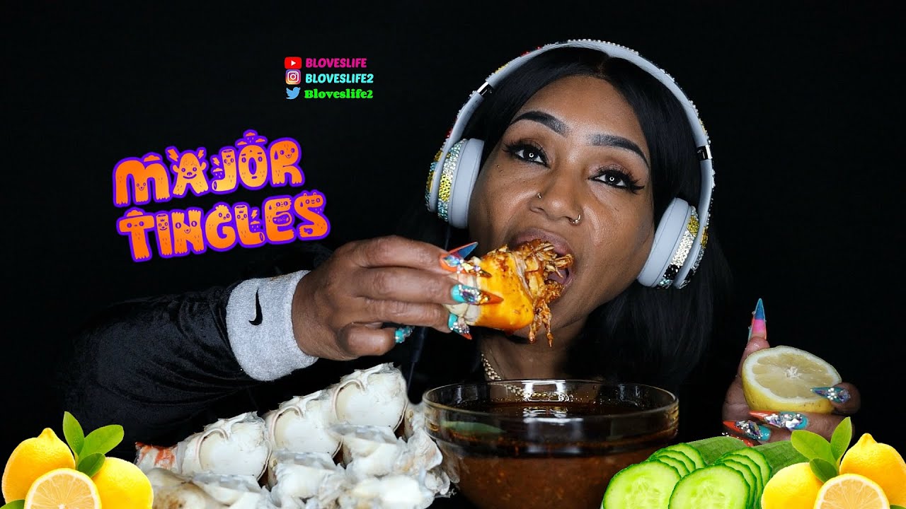 ASMR: Eating King Crab Knuckles (Slurping and Smacking Sounds)