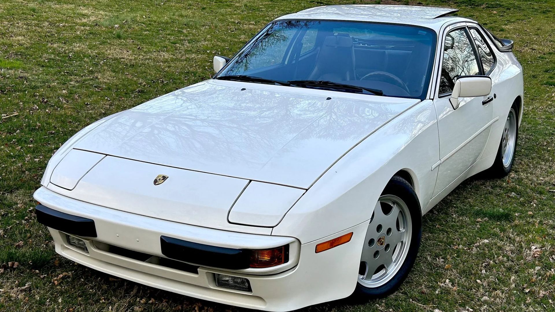Alpine White 1987 Porsche 944 Heads to Auction with No Reserve on Bring ...