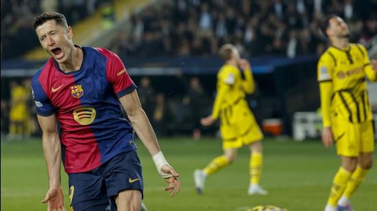 Trio keeps Barca’s treble hopes alive