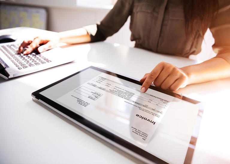 What is invoice management and how to optimize it in 2025