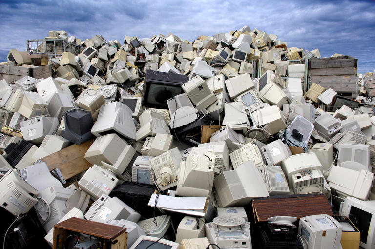 You Can Recycle Your Old Computers and Printers for Free