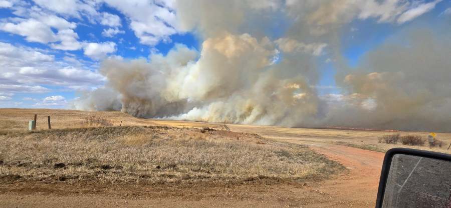 Wildfire scorches areas along ND, SD border