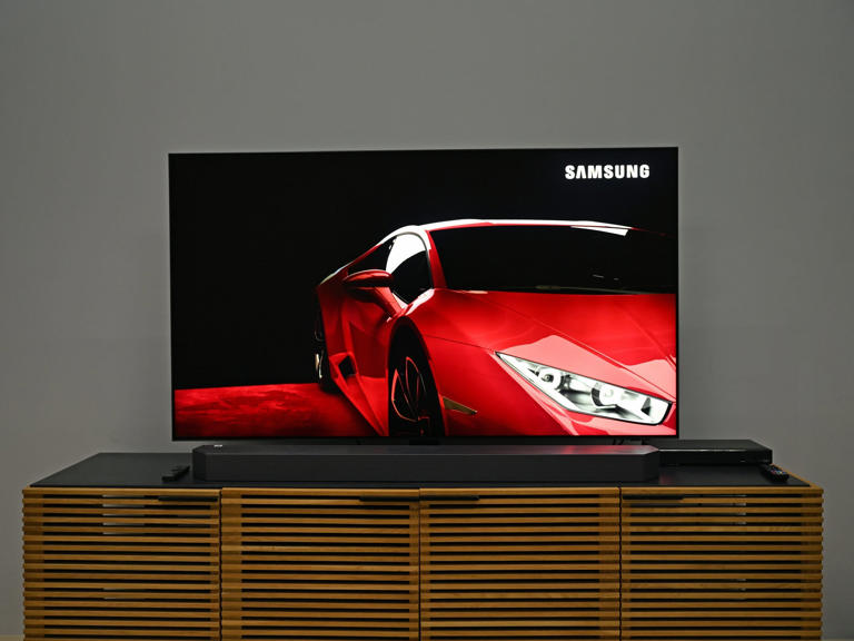Samsung's new 2025 OLED and QLED TVs are now available — here's a ...