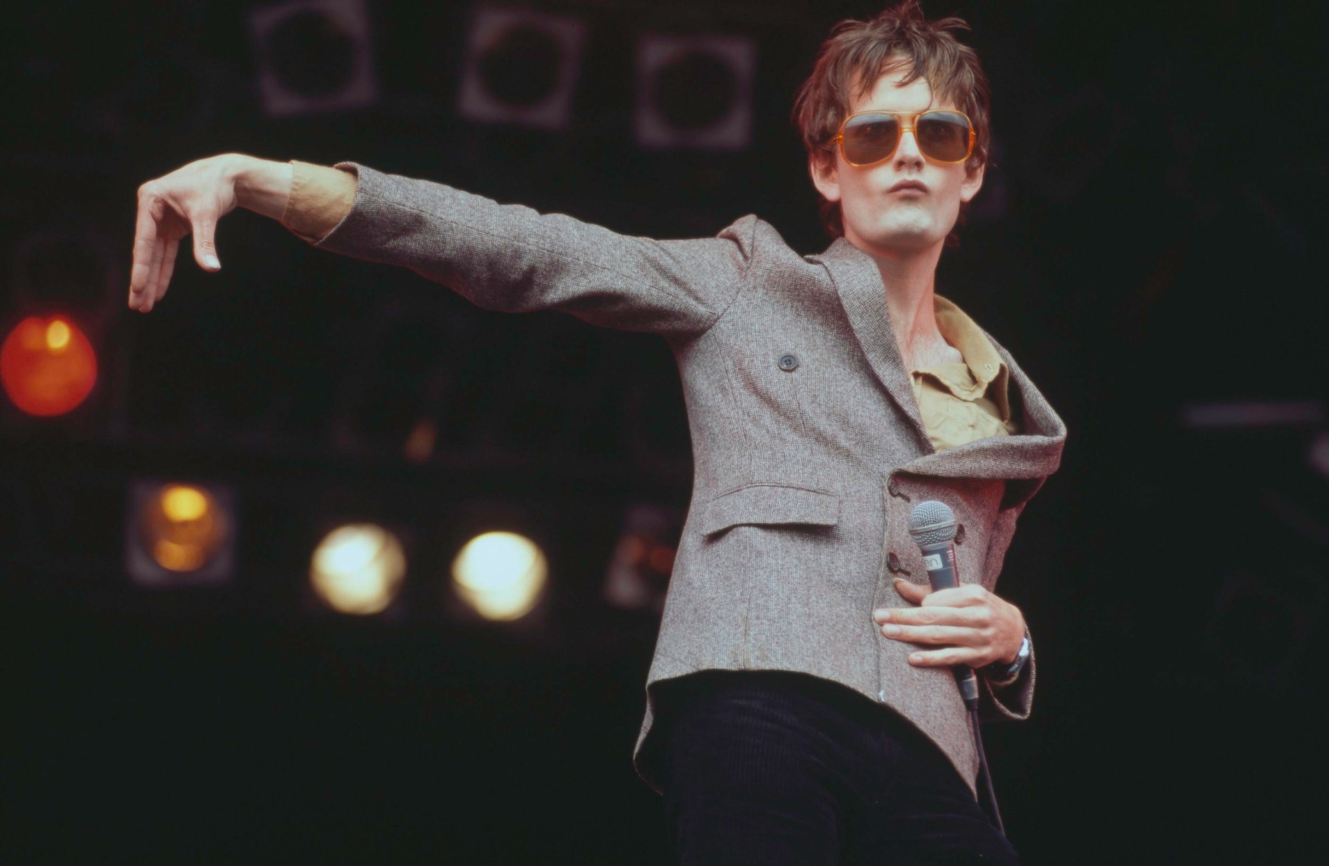 90s British rock legends confirm first album in 24 years with surprise ...