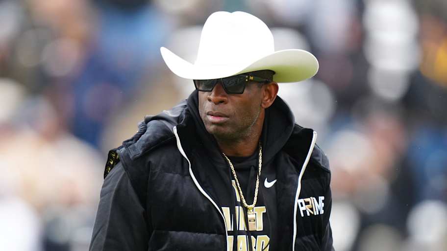 College football teams expected to slump in 2025, per the bookies