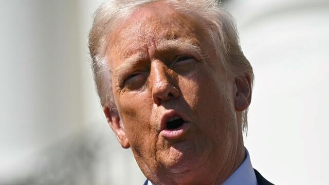 What we know about Trump's tariff pause timing