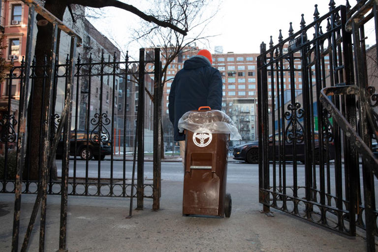 City issues 2.5K compost tickets in first 10 days of new law — as ...