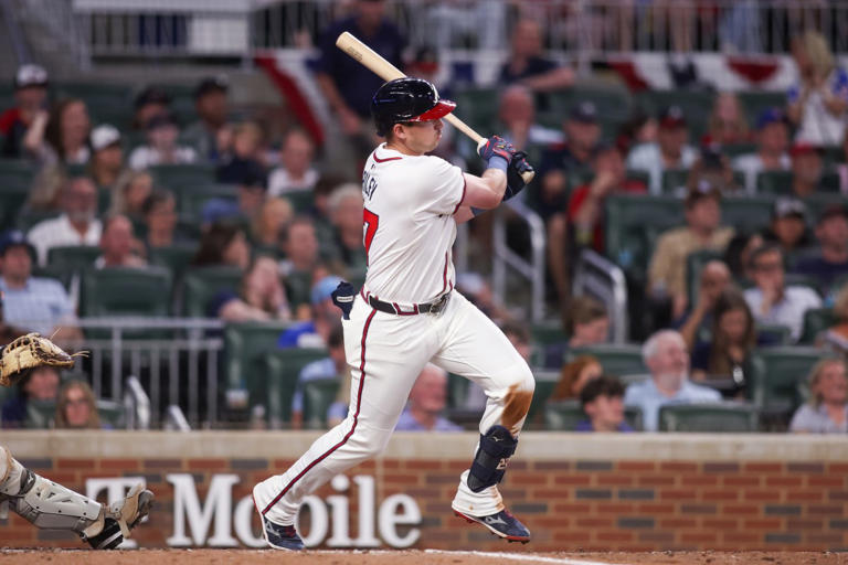 Braves' Brian Snitker Announces Austin Riley, Chris Sale Update on Monday