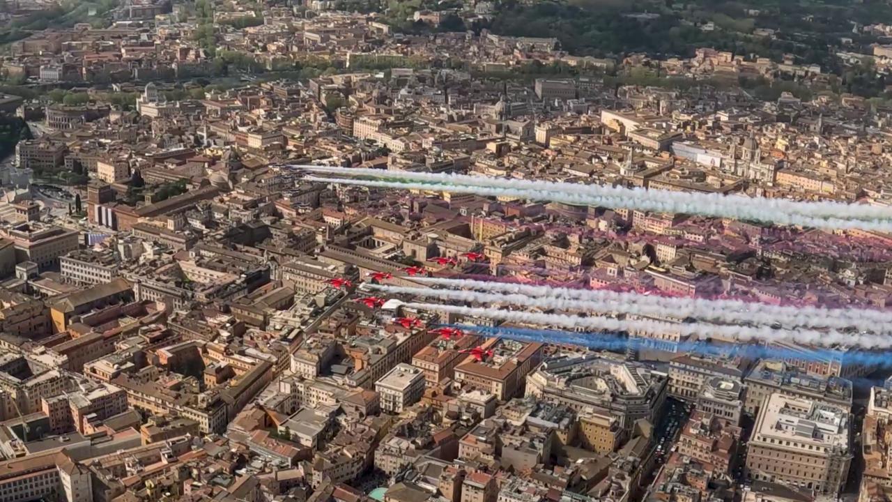 Red Arrows join Italian Air Force with flypast over Rome