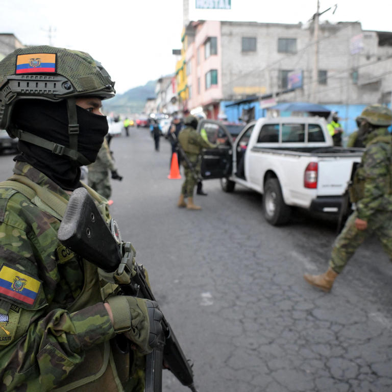 "Freddy Kruegers" and "Peaky Blinders": The mafias terrorizing Ecuador