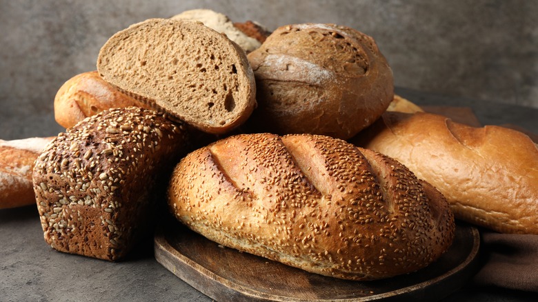 How To Freeze, Thaw, And Reheat Bread For Day One Flavor Over And Over ...